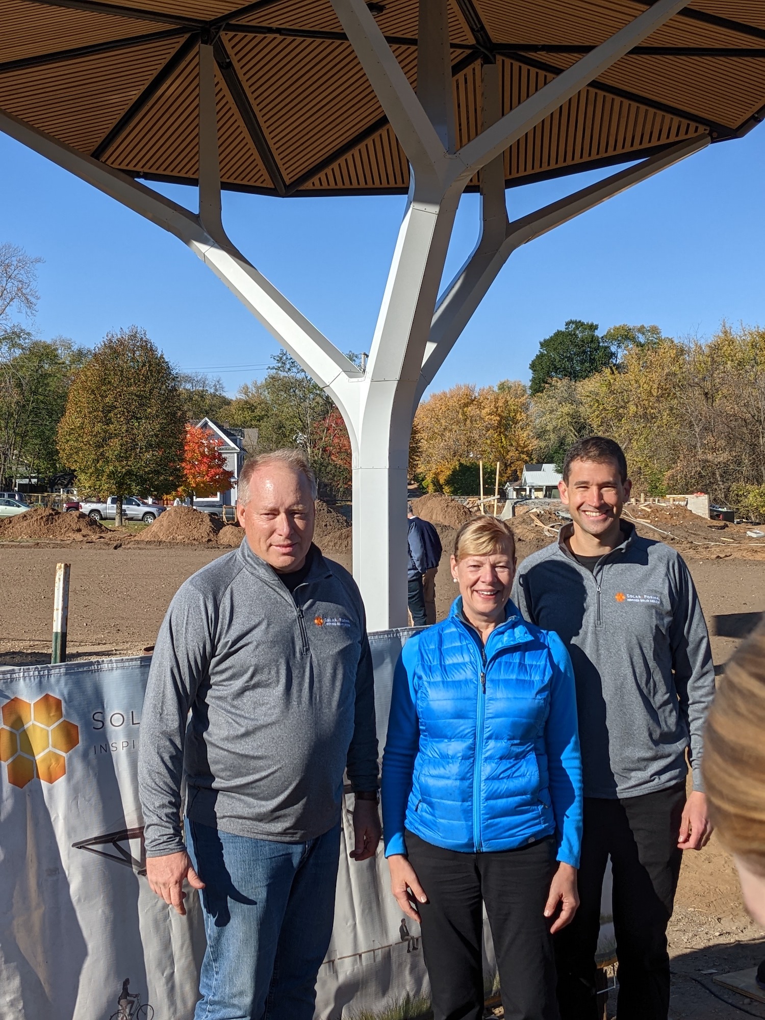 Solar Forma Design Installs First E-Cacia Solar Tree - Office of ...